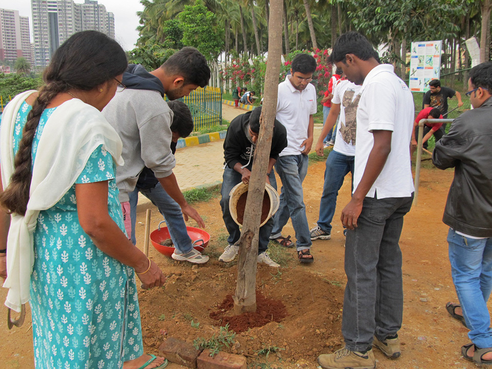Usha Rajagopalan: bringing a lake back to life - JLR Explore